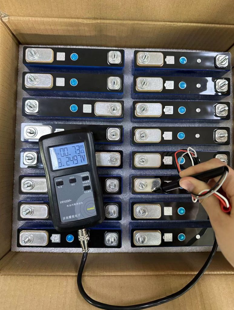 51.2V 100AH LIFePO4 Battery Modele - shenzhenbuyit